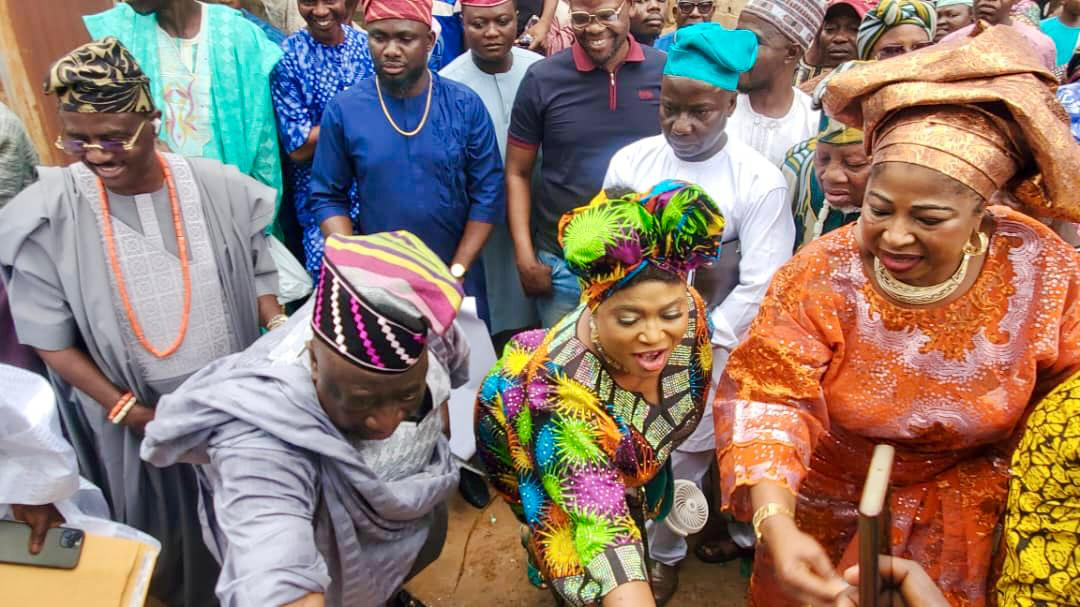Dallas IDU Inaugurate 22 Solar Powered Boreholes in Ibadan – Ibadan ...